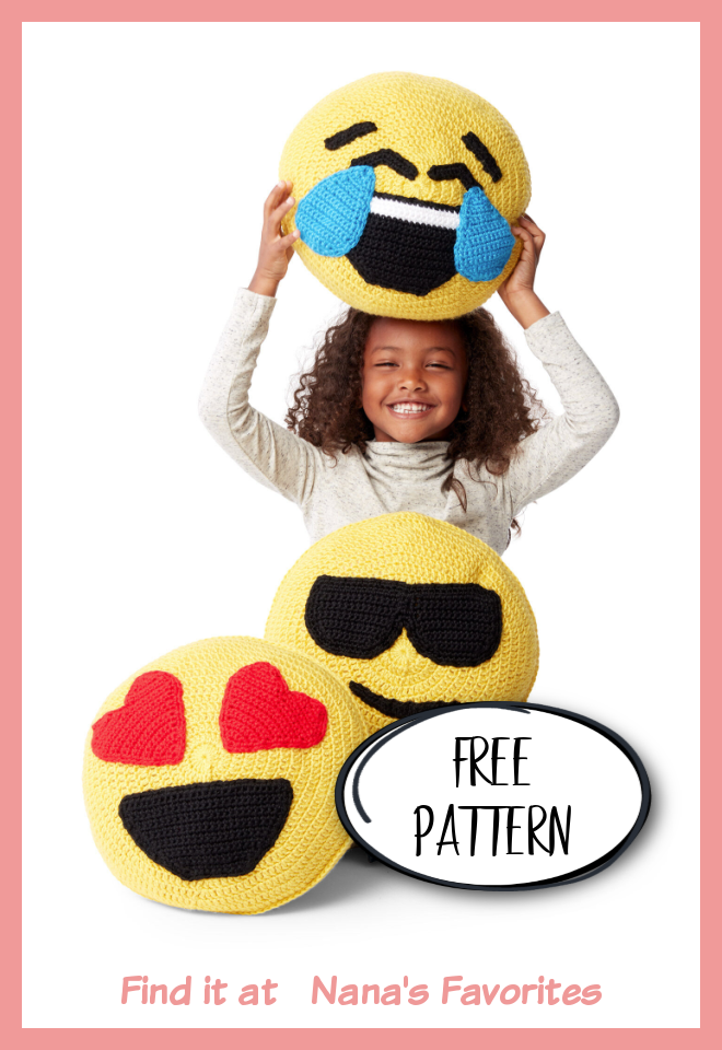 Emoji Pillows!! - FREE Crochet pattern - Nana's Favorites